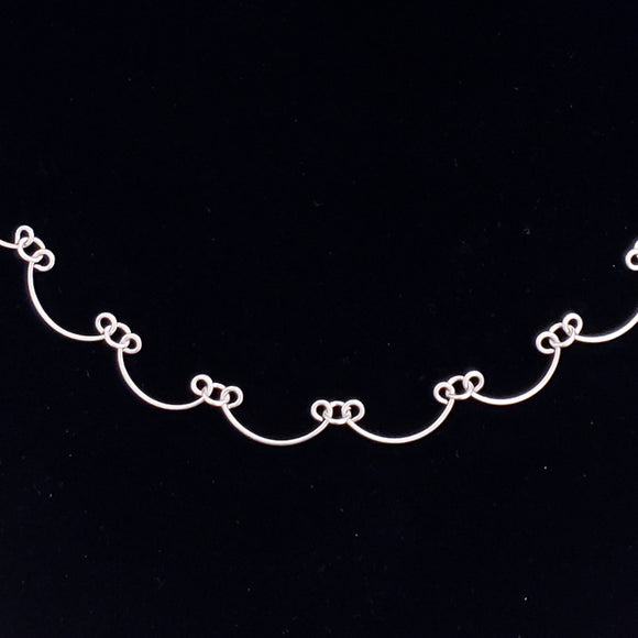 Curved Bar Link Chain – Henna Canada